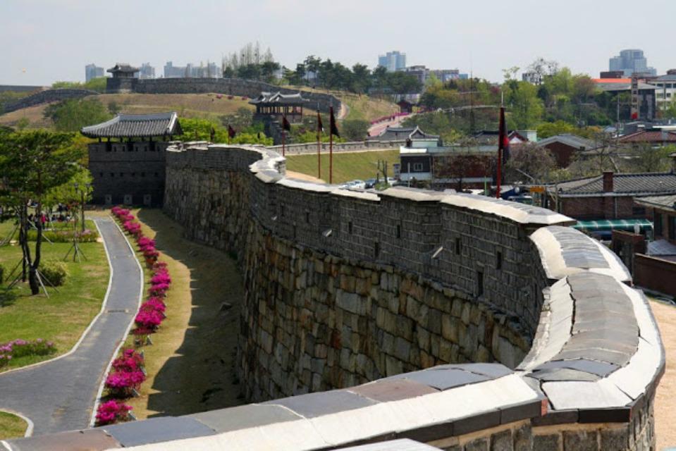 Day Trip to Suwon City in Gyeonggi Province, Suwon, South Korea