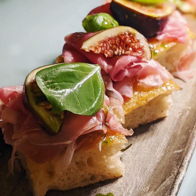 A Foodie’s Guide to Rome Restaurants and Bars, Rome, Italy