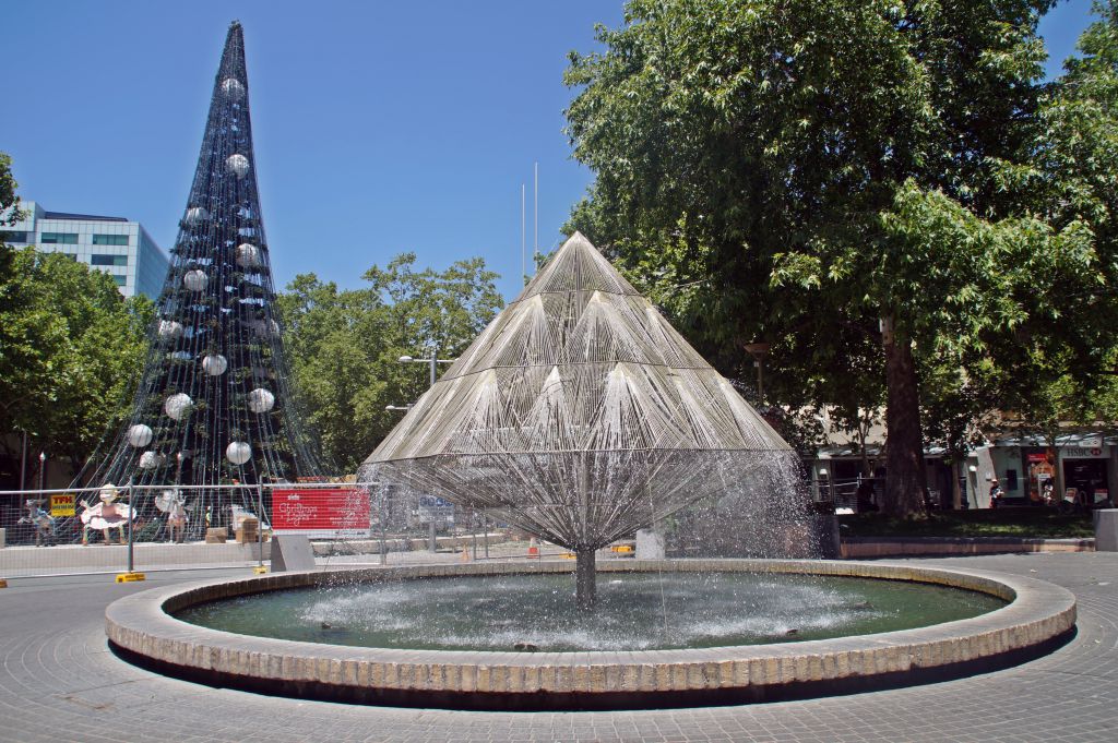 A Hot Day of Exploring in Canberra, Canberra, Australia