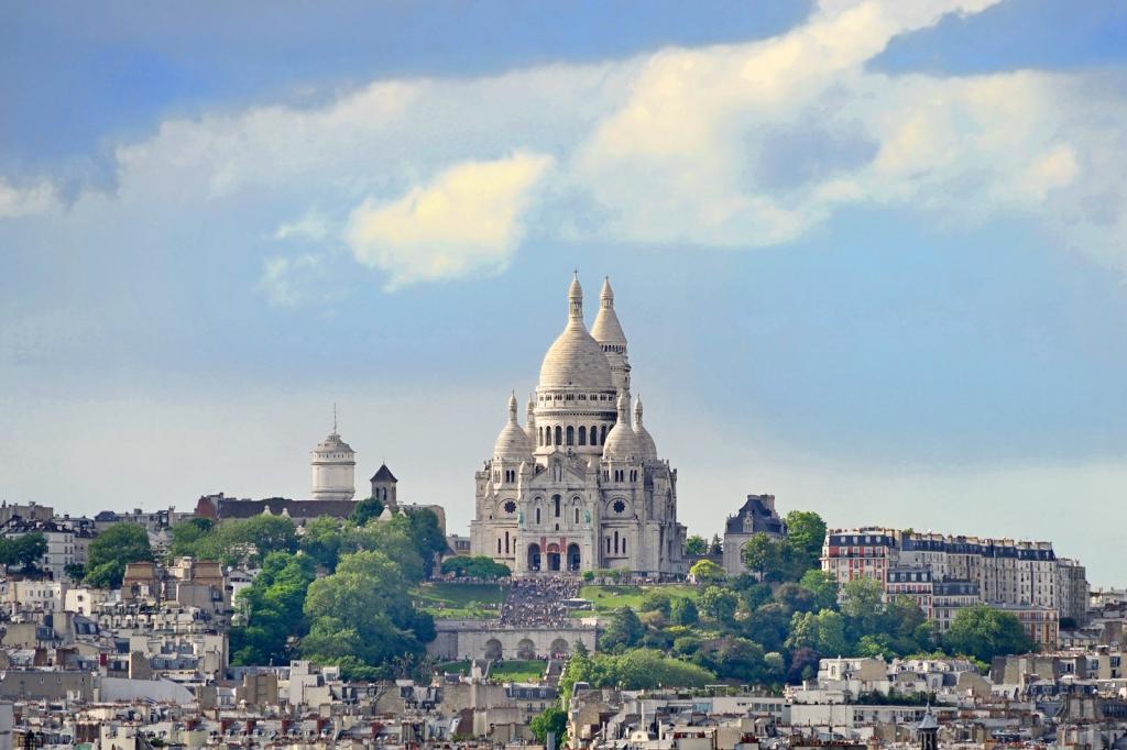 Montmartre Walking Tour (Self Guided), Paris, France