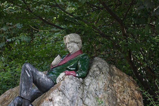 A Walk with Famous Irish Writers (Self Guided), Dublin, Ireland