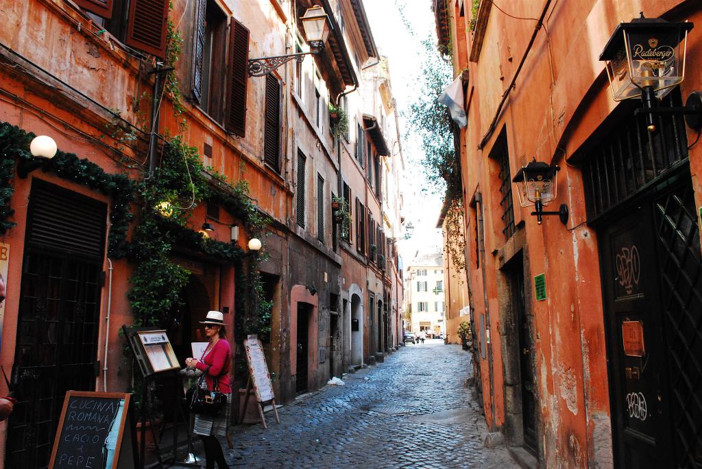 Trastevere Walking Tour (Self Guided), Rome, Italy