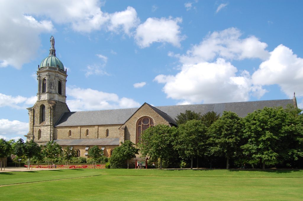 Rennes Historical Churches Walking Tour (Self Guided), Rennes, France