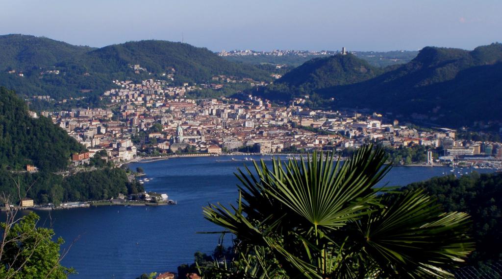 Audio Guide: Como Introduction Walking Tour (Self Guided), Como, Italy