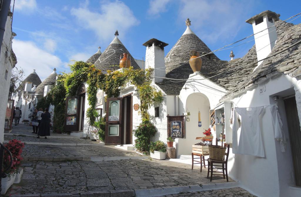 Alberobello Introduction Walking Tour (Self Guided), Alberobello, Italy