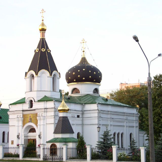 2 Self-Guided Walking Tours in Minsk, Belarus + Maps