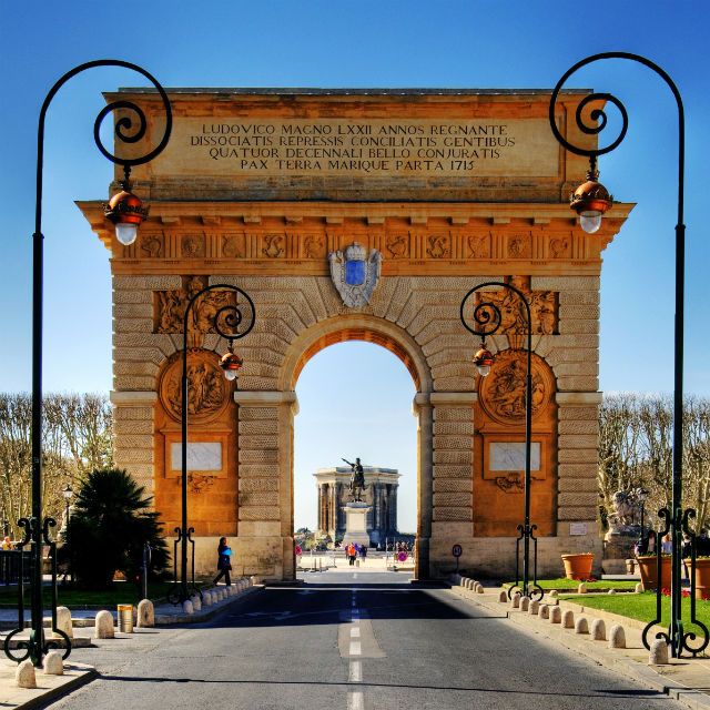 2 Self-Guided Walking Tours in Montpellier, France + Maps