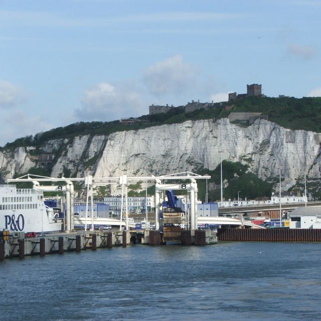 2 Self-Guided Walking Tours in Dover, England + Maps