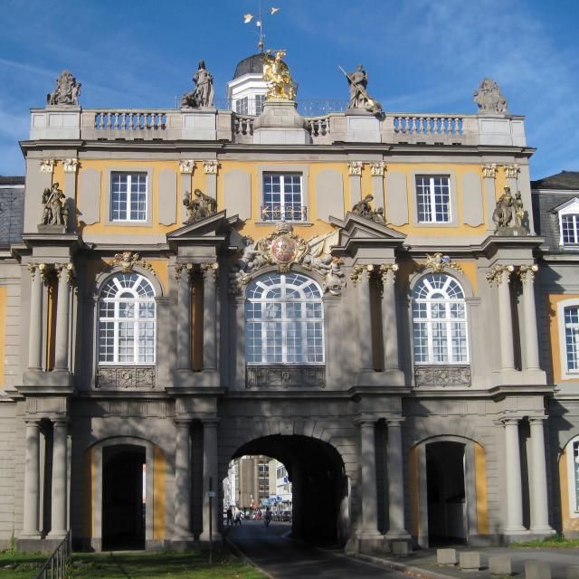 2 Self-Guided Walking Tours in Bonn, Germany + Maps