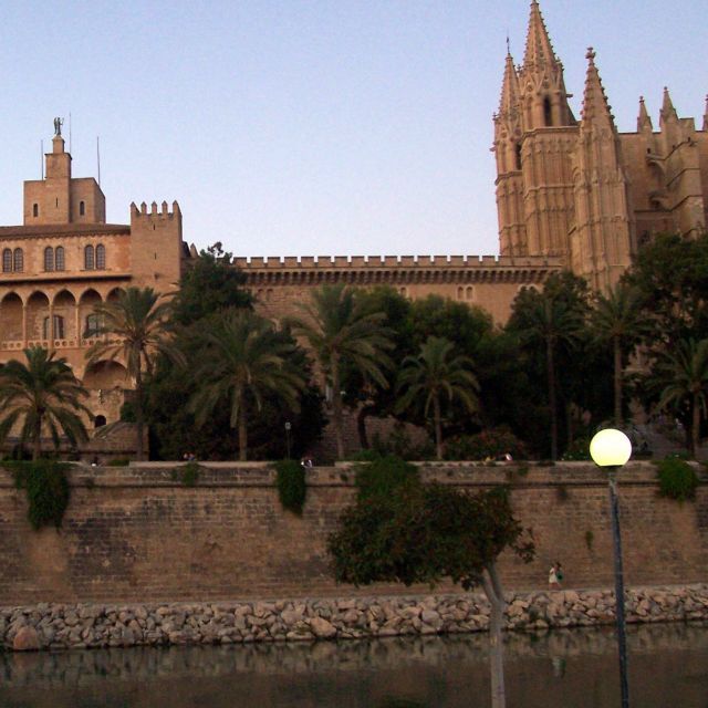 2 Self-Guided Walking Tours in Palma de Mallorca, Spain + Maps