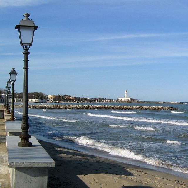 2 Self-Guided Walking Tours in Lecce, Italy + Maps