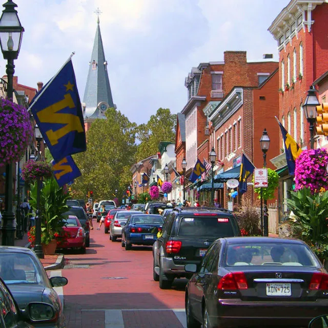 4 Self-Guided Walking Tours in Annapolis, Maryland + Maps