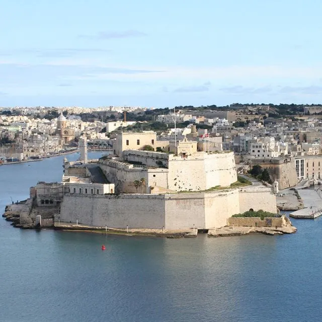 2 Self-Guided Walking Tours in Birgu, Malta + Maps