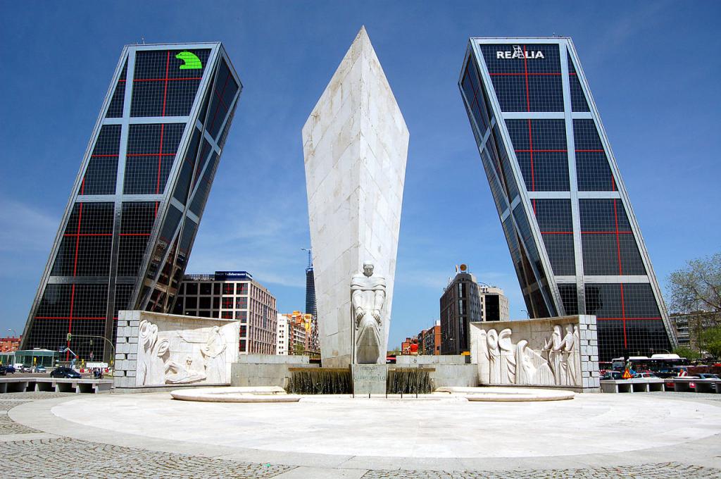 Plaza de Castilla (Castilla Square), Madrid