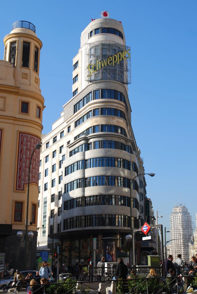 Edificio Capitol (Capitol Building), Madrid