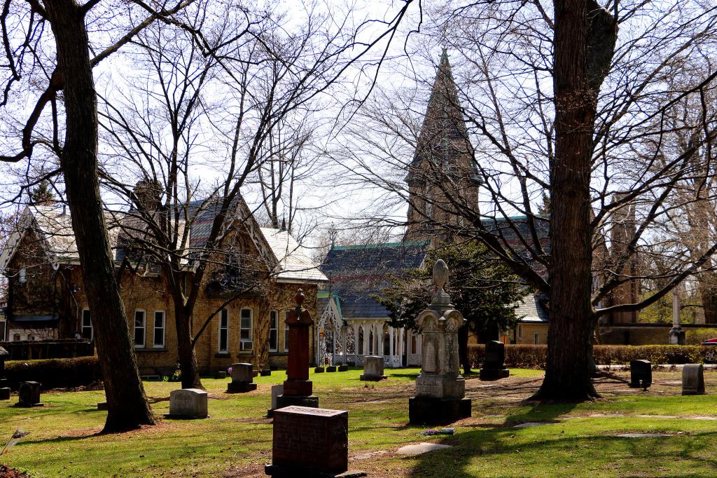Necropolis, Toronto