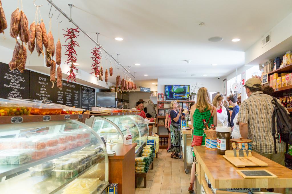 Bricco Salumeria & Pasta Shop & Panetteria, Boston