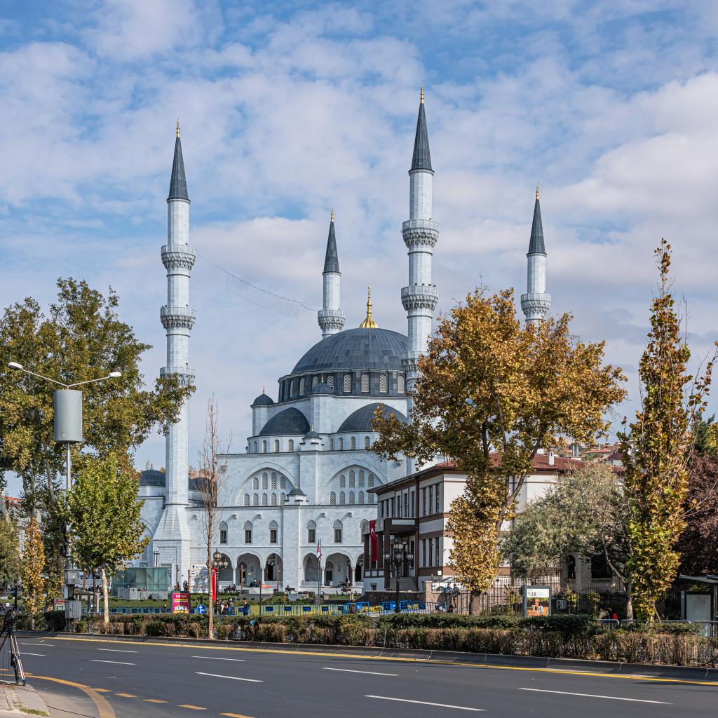 Melike Hatun Mosque, Ankara