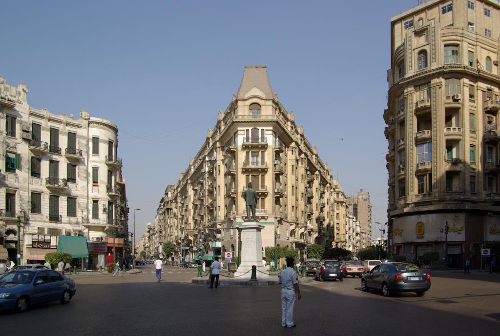 Talaat Harb Square (Midan Talaat Harb), Cairo