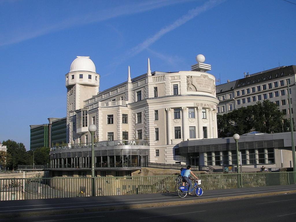Urania Observatory, Vienna