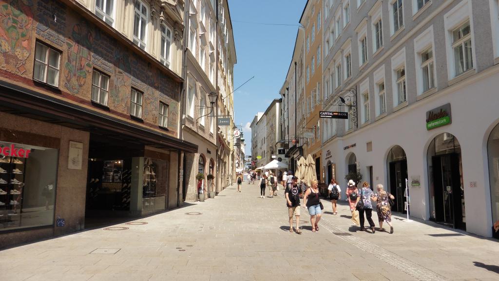 Linzer Gasse, Salzburg