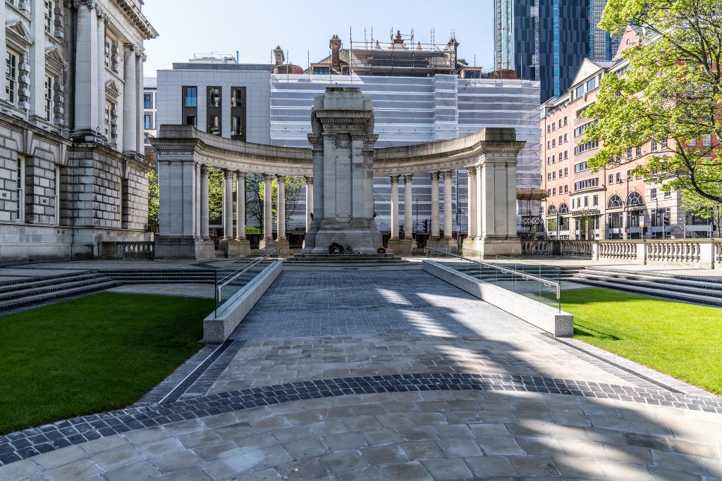 Victory Square Cenotaph, Vancouver