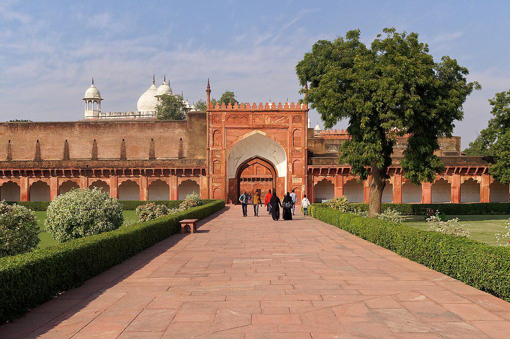 Moti Masjid, Agra