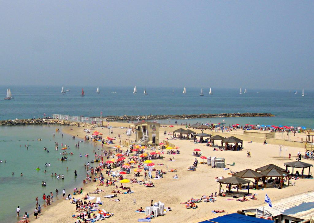 Metzitzim Beach, Tel Aviv