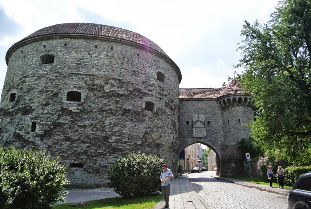 Great Coastal Gate, Fat Margaret's Tower and Maritime Museum, Tallinn