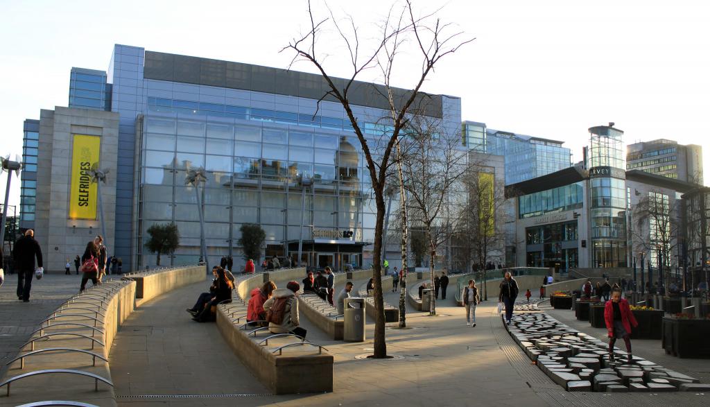 Selfridges Manchester Peter Marcus Styling Hair At Selfridges