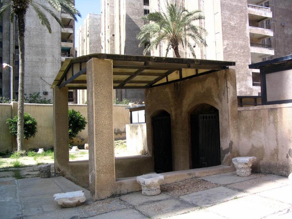 Mustafa Kamel Necropolis, Alexandria