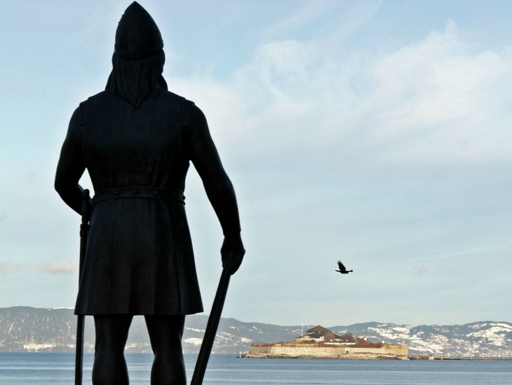 Leiv Eiriksson Statue, Trondheim
