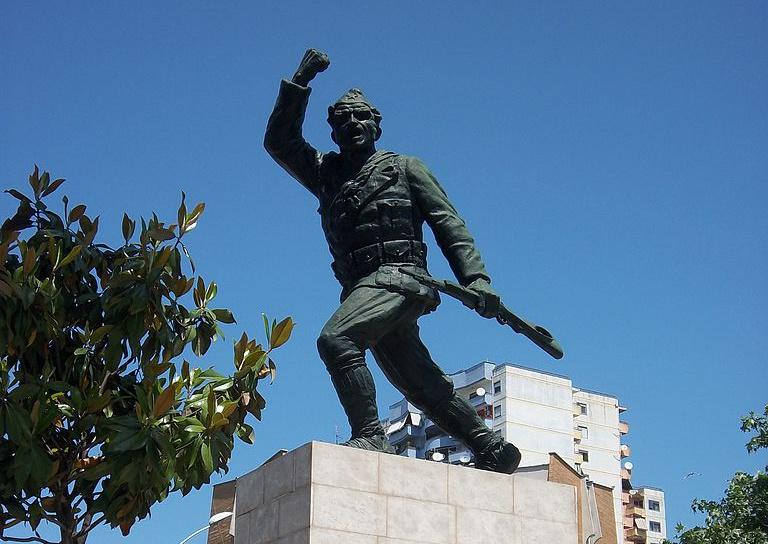 Unknown Soldier Statue, Tirana