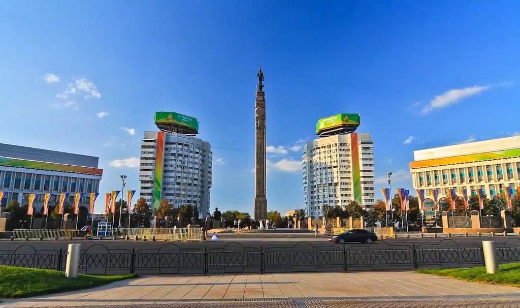 Monument of Independence, Almaty