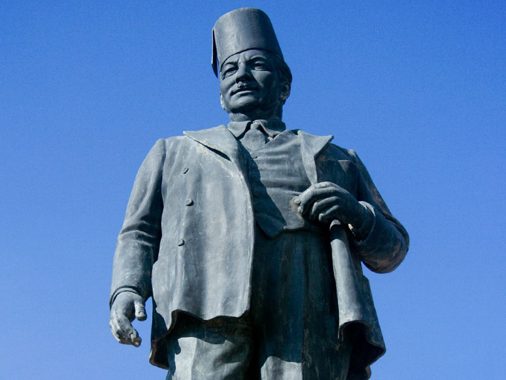 Riad El Solh Statue, Beirut