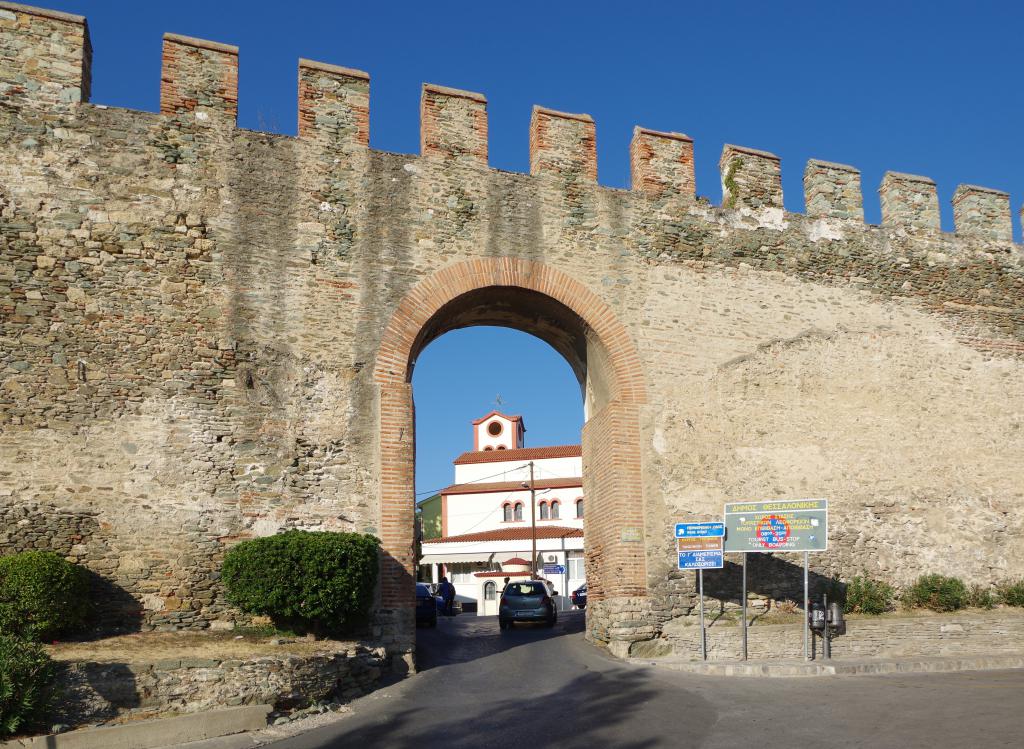Portara (Main Gate) and Byzantine Walls of Thessaloniki, Thessaloniki