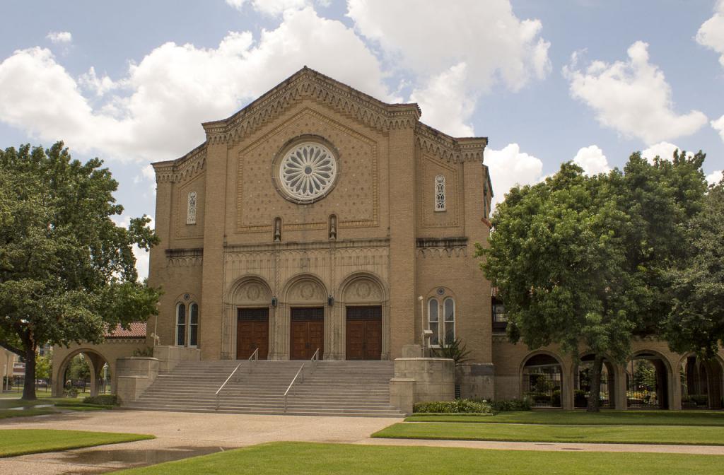 South Main Baptist Church, Houston