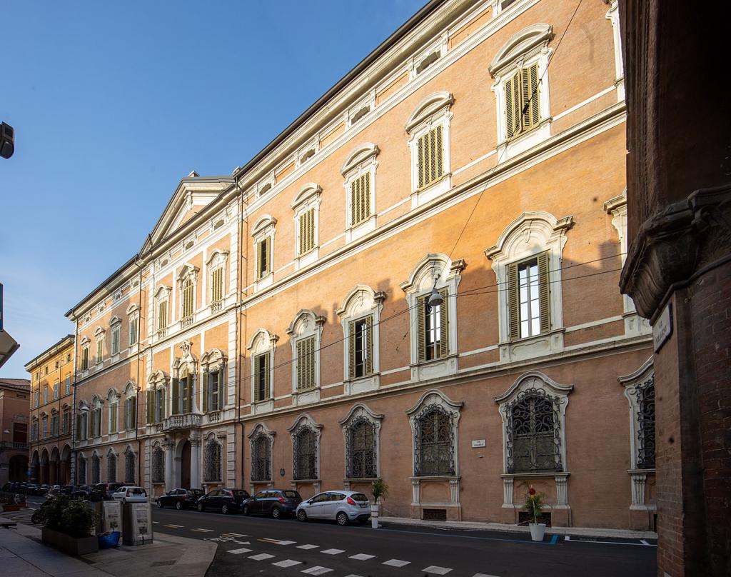 Palazzo Aldrovandi (Aldrovandi Palace), Bologna