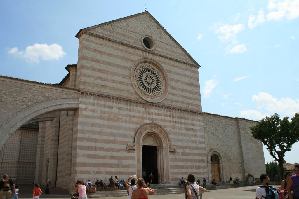 Basilica di Santa Chiara (Basilica of St. Clare), Assisi