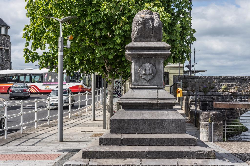 The Treaty Stone, Limerick