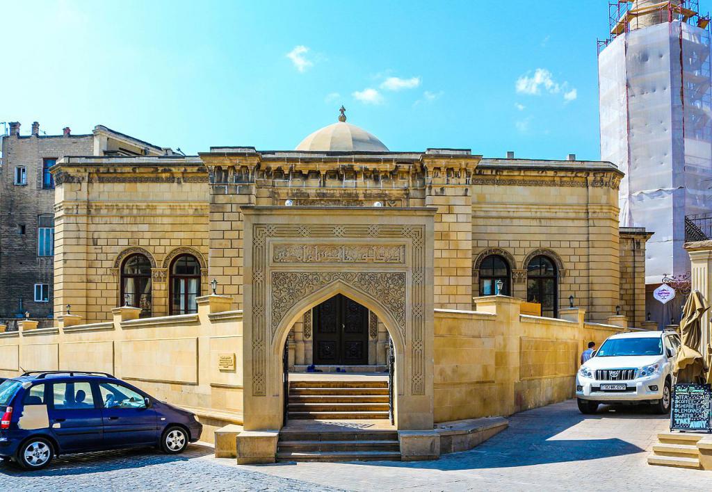 Juma Mosque (Cuma), Baku