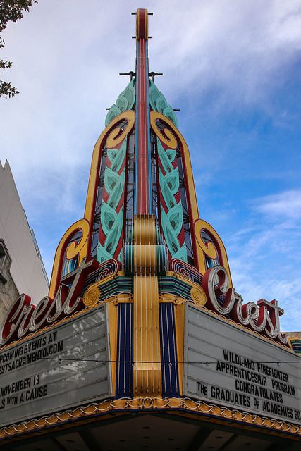 Crest Theatre, Sacramento