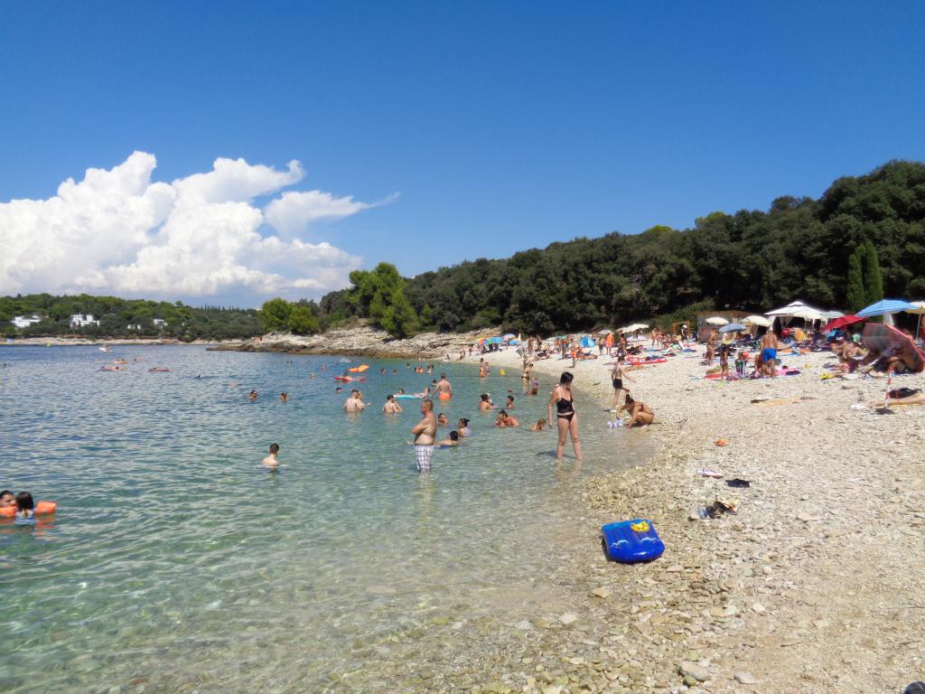 Ambrela Beach, Pula