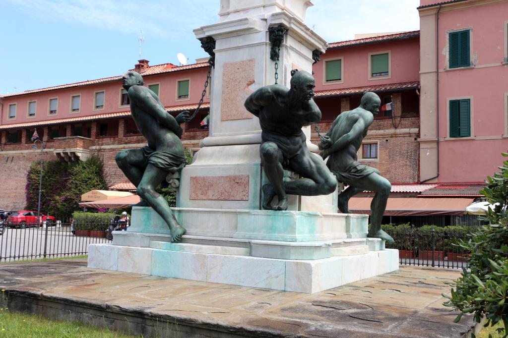 Monumento Dei Quattro Mori (Monument of the Four Moors), Livorno