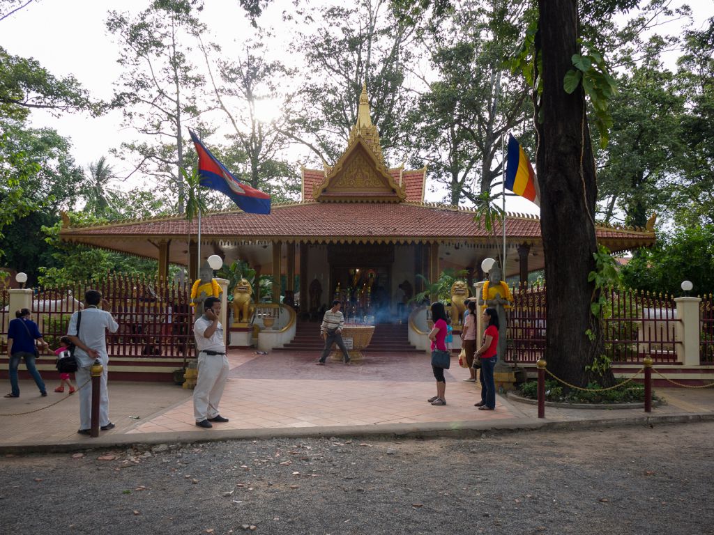 Preah Ang Chek Preah Ang Chorm Shrine, Siem Reap