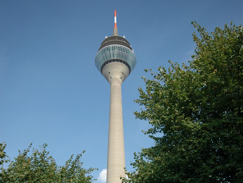 Rheinturm (Rhine Tower), Dusseldorf