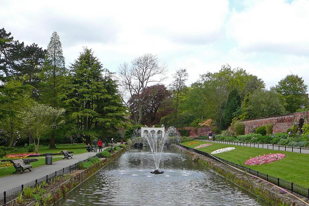 Roundhay Park, Leeds