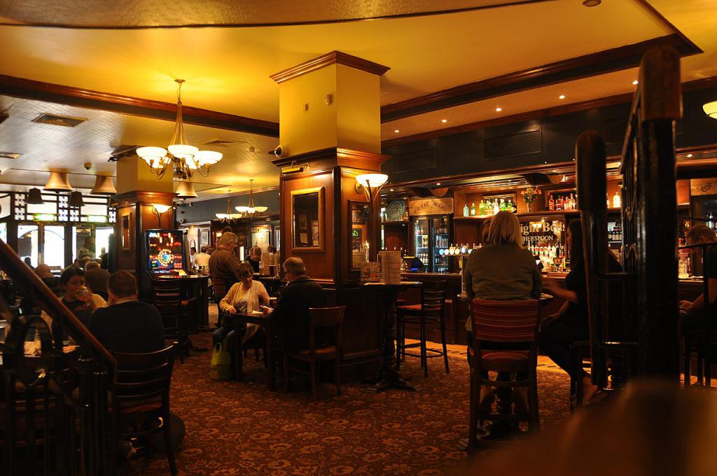 The Eight Bells, Dover