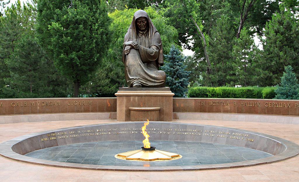 World War II Memorial, Tashkent