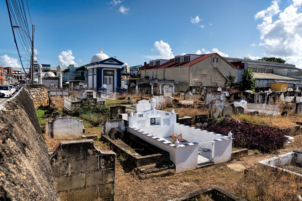Lapeyrouse Cemetery, Port of Spain